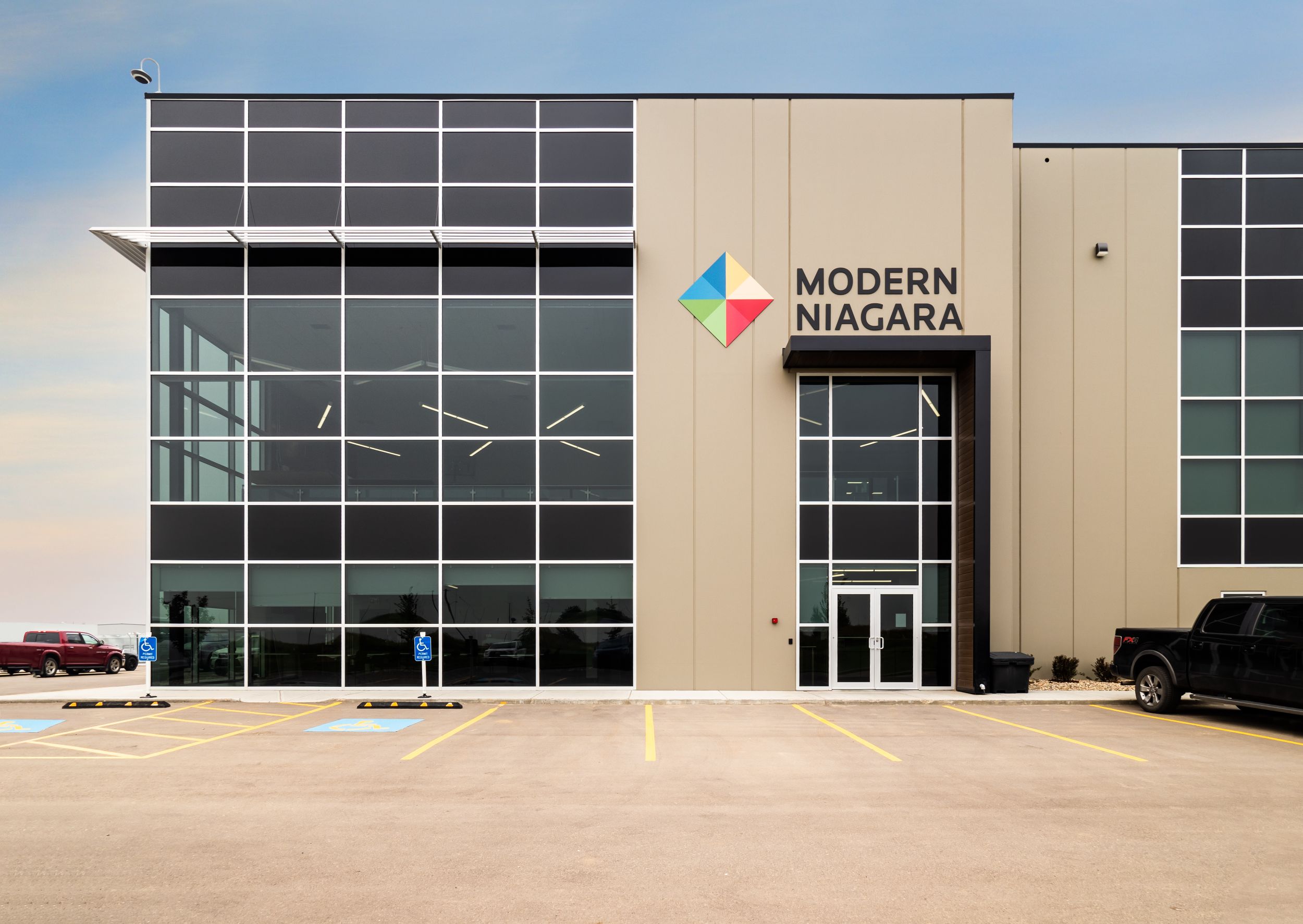 Industrial Building Precast Construction | Eagle Builders